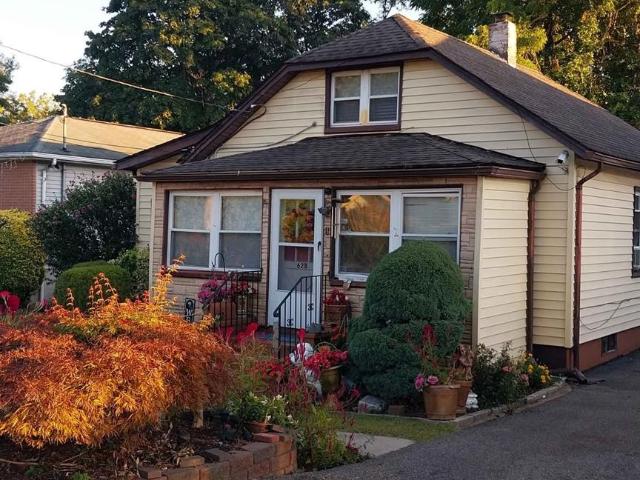 628 Hill Street