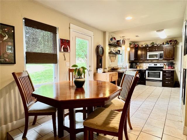 628 Mission Boulevard A