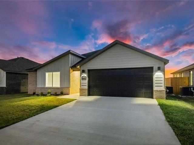 628 NW 65th Ave, Bentonville, AR 72713