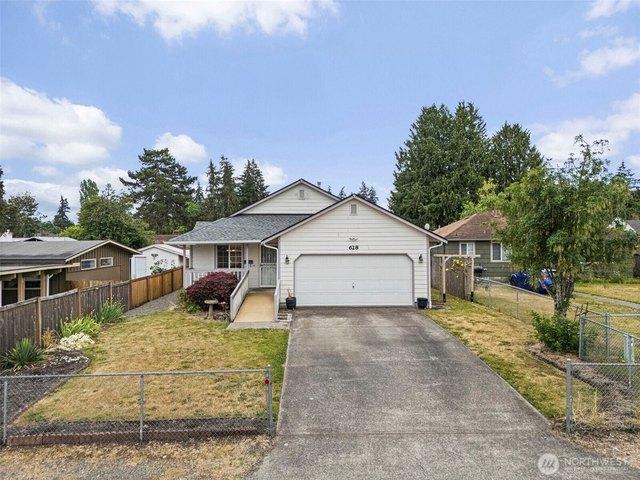 628 S 117th St, Tacoma, WA 98444
