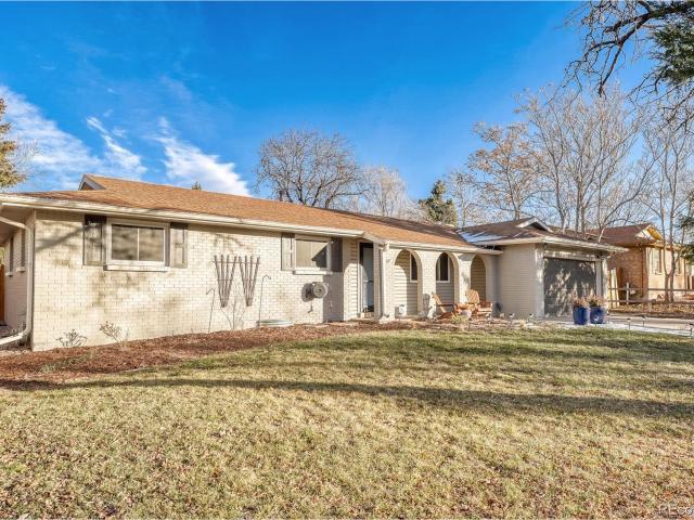 628 S Oswego St, Aurora, CO 80012 | MLS #8692