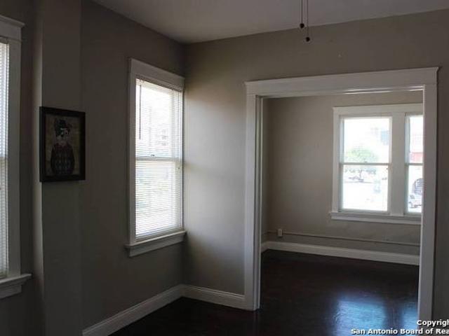 628 S Saint Mary'S St, Unit 200