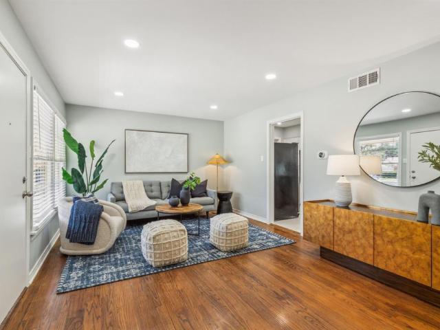 628 Ridgedale Drive