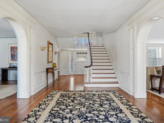 628 W Hortter Street
