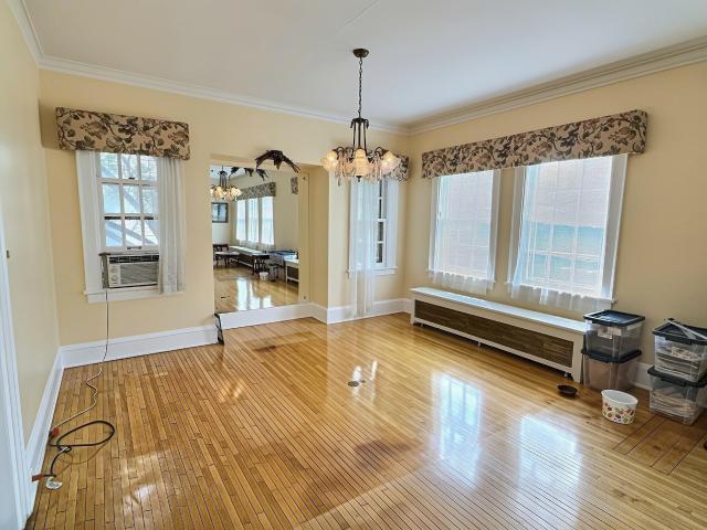 628 w irving avenue