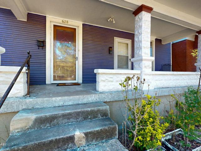 628 W Ormsby Ave