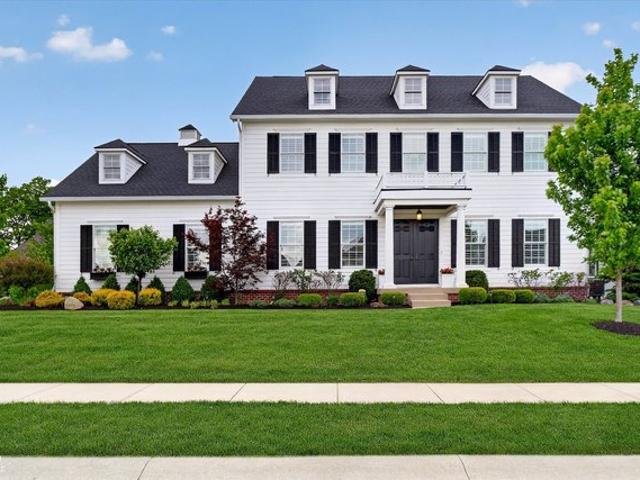 628 Woodbury Hill Dr, Westfield, IN 46074