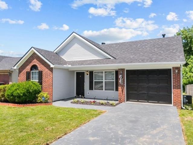 6294 Waterfield Dr, Owensboro, KY 42303