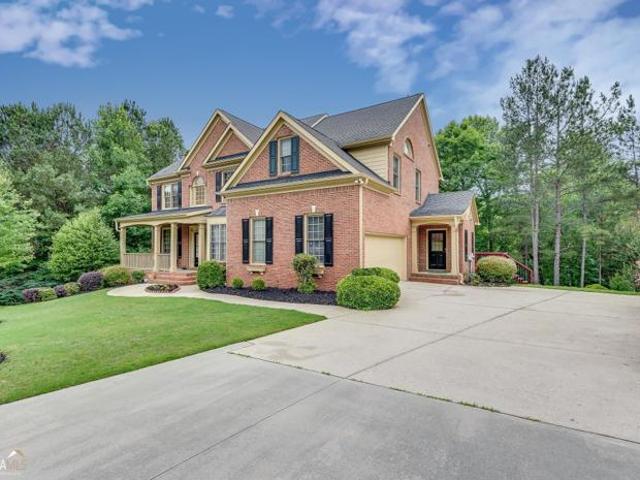6295 Grand Magnolia Dr, Sugar Hill, GA 30518