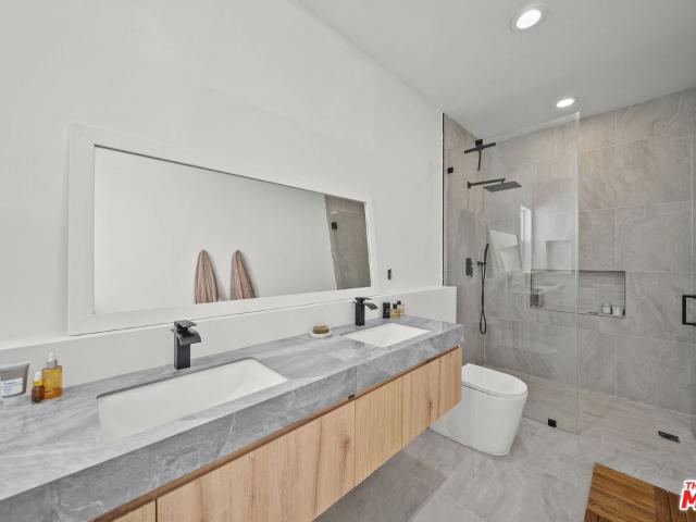 6295 Ivarene Ave, Los Angeles, CA 90068 | MLS #26666