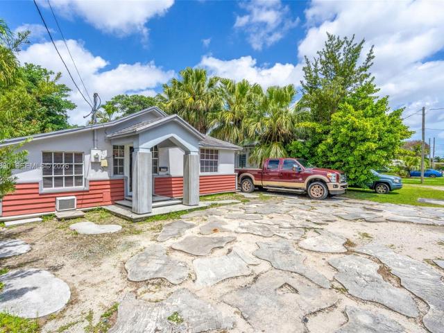 6295 SW 29th St, Unit 1, Miami, FL 33155 | MLS #A11993 | Compass