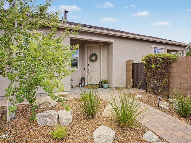 6296 goldfinch drive