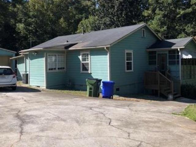 6296 Longino Dr, Union City, GA 30291