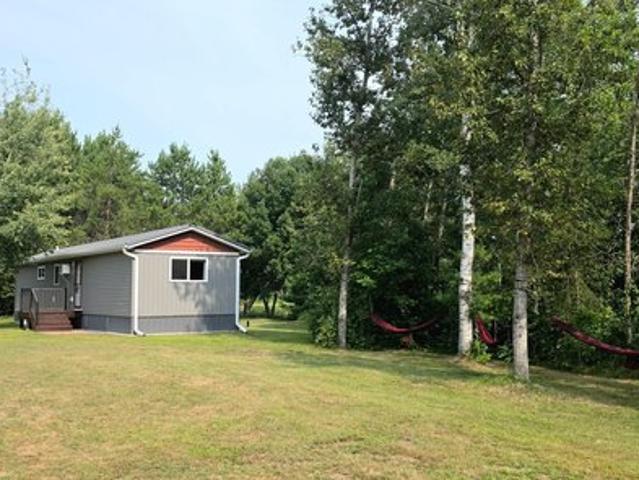 6297 Sarah Dr SW, Motley, MN 56466