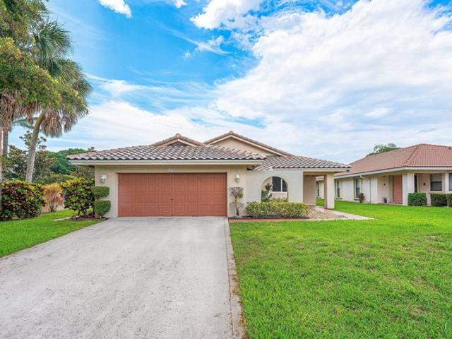 6290 Sweet Maple Ln, Boca Raton, FL 33433