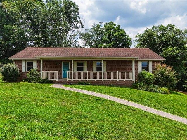 6292 Golden Dr, Morristown, TN 37814
