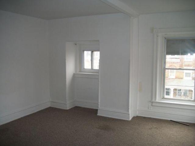 $629 / 1br 1 BEDROOM APARTMENT 440 TILGHMAN ST #5