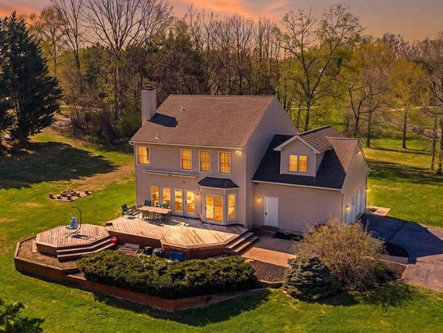 629 Coachmans Way