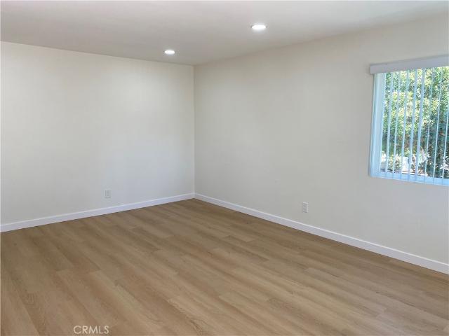 629 Alamo