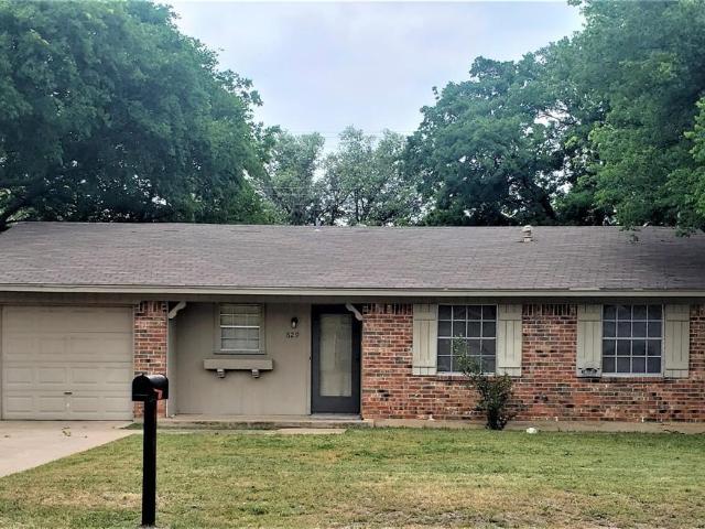 629 Apollo Dr, Denton, TX 76209 | MLS #21177