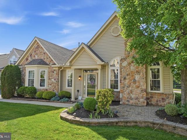 629 Bellflower Rd, Langhorne, PA 19047
