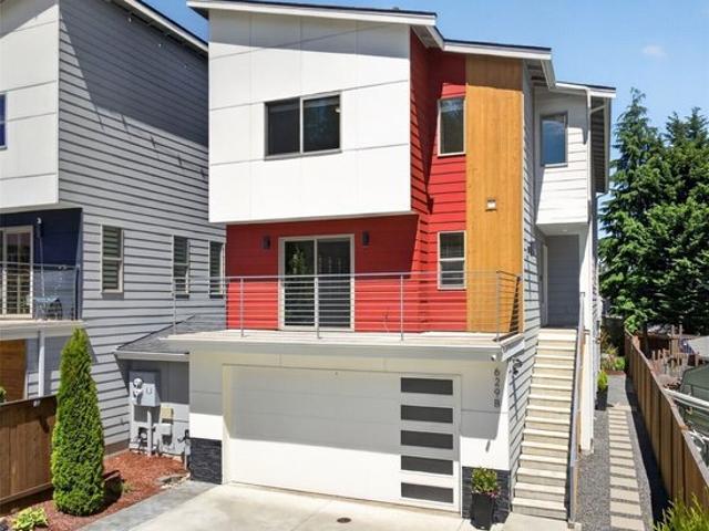 629 Bing Rd Unit B, Lynnwood, WA 98036