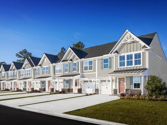 629 Fairgrass Ct, Murrells Inlet, SC 29576