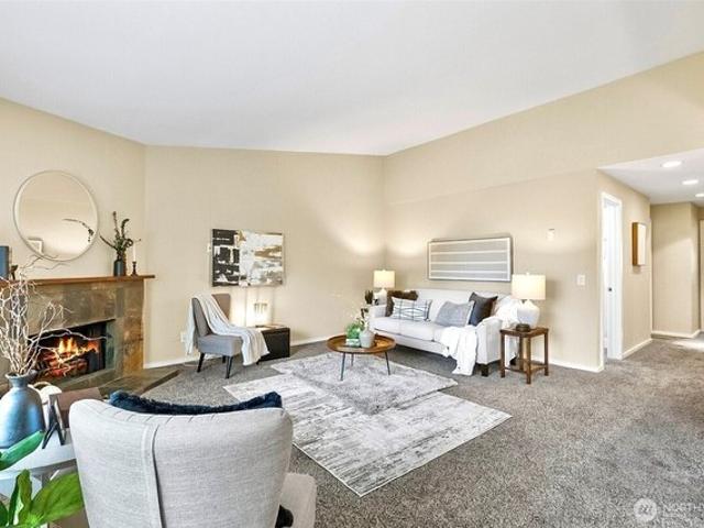 629 Kirkland Way Apt B11, Kirkland, WA 98033