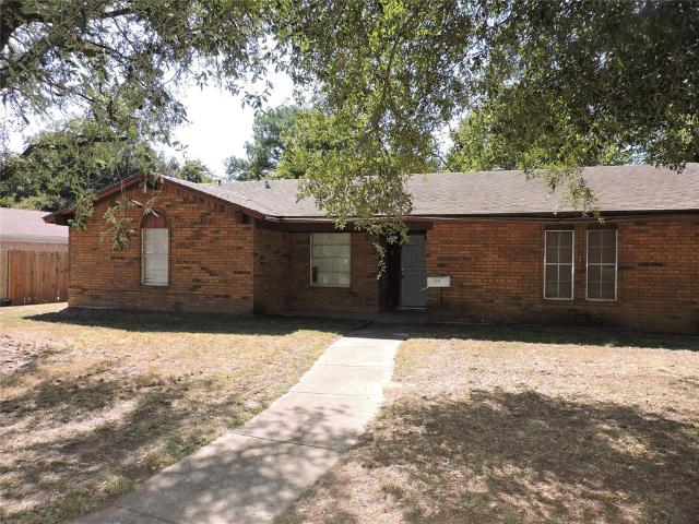 629 NW Sandra Ln, Burleson, TX 76028 | MLS #21322