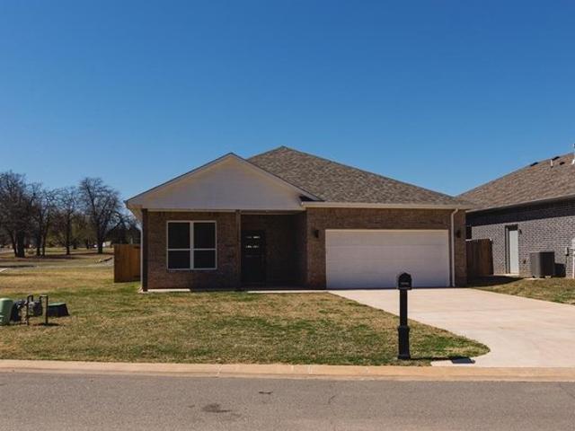629 Remington Ave, Edmond, OK 73034