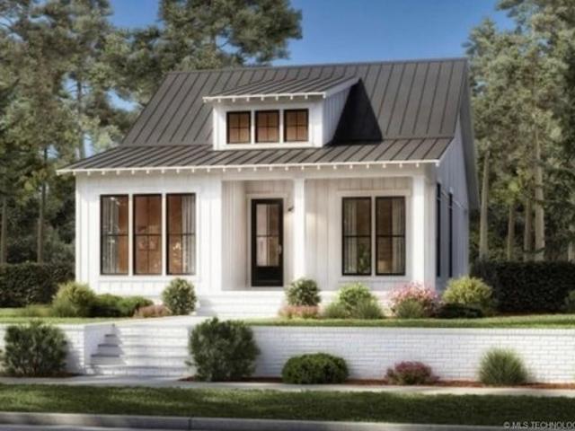 629 W 1st St, Ada, OK 74820