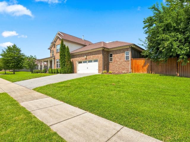 629 Westcott Ln