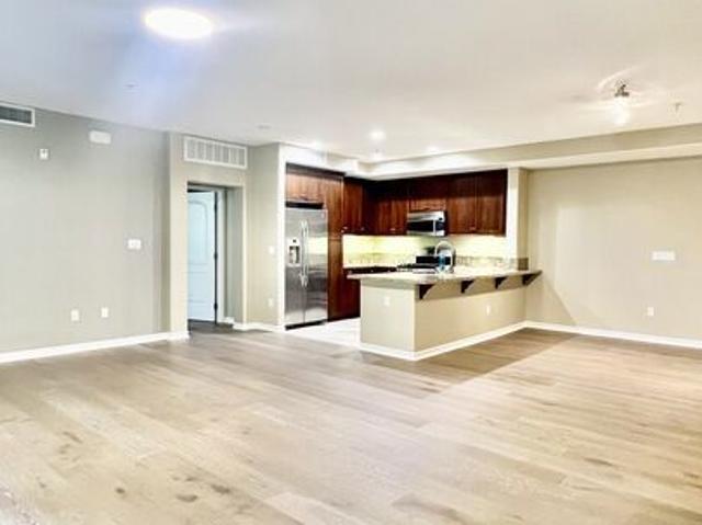 629 Traction Avenue 308