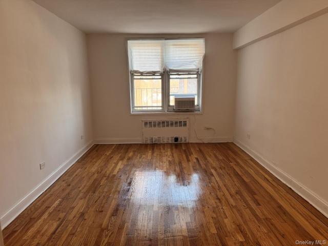62 59 th Street 3S