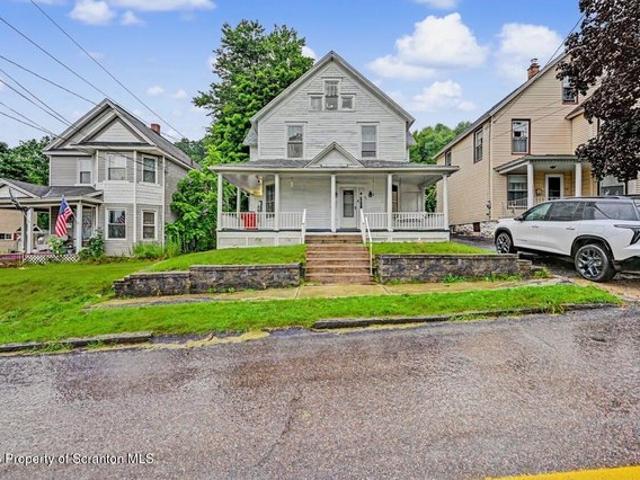 62 64 Wayne St, Carbondale, PA 18407