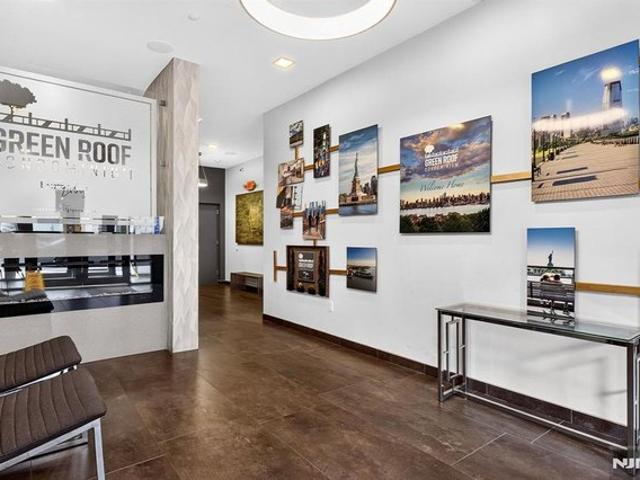 62 69th St Apt 203, Guttenberg, NJ 07093