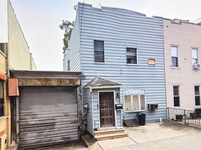 62 79 60th St, Ridgewood, NY 11385
