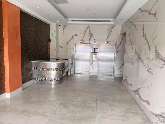 62 98 Woodhaven Boulevard, Unit 6C