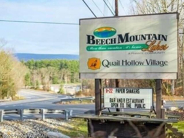 62 Trapper Spring Cir, Beech Mountain Lakes, PA 18222