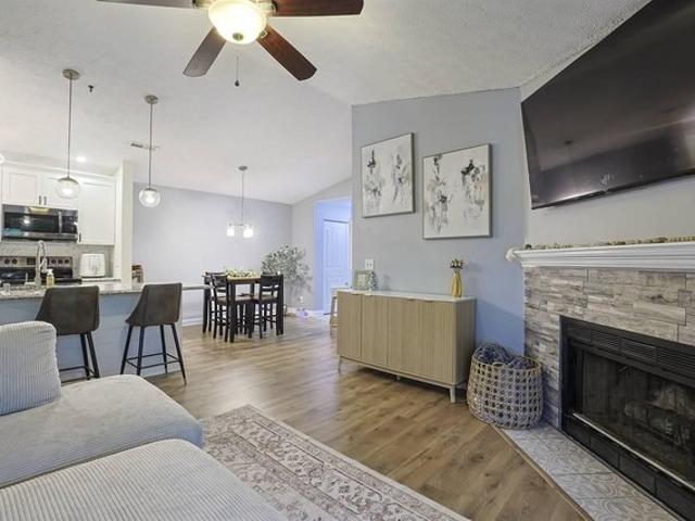 62 View Terrace Dr Ste 12, Southgate, KY 41071