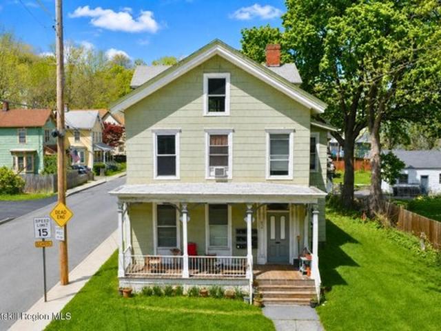 62 W Bridge St, Catskill, NY 12414