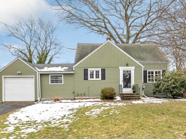 62 Wainwright Pl, Stratford, CT 06614