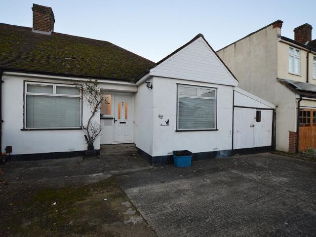 62 Waverley Avenue