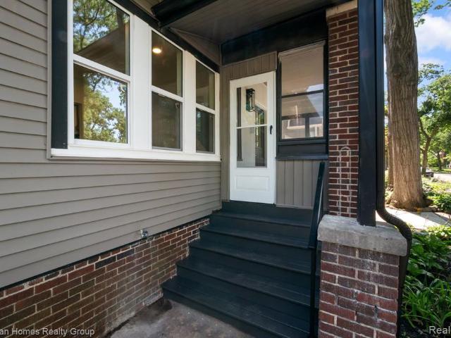 62 Wellesley Dr. Drive