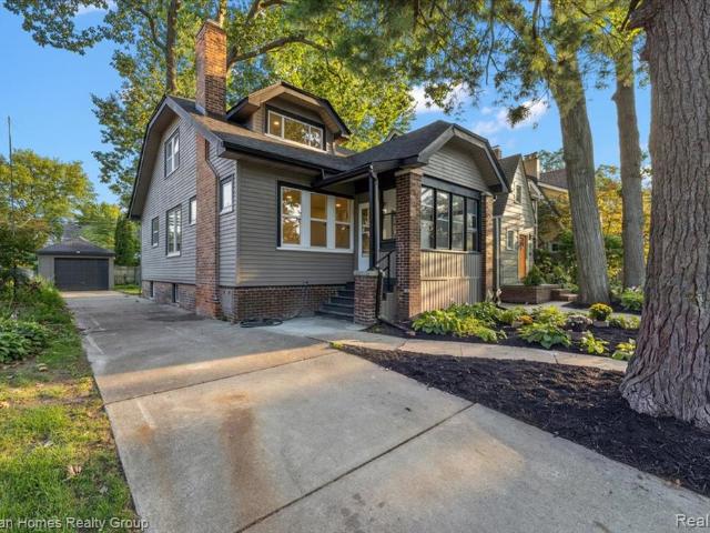 62 Wellesley Dr. Drive