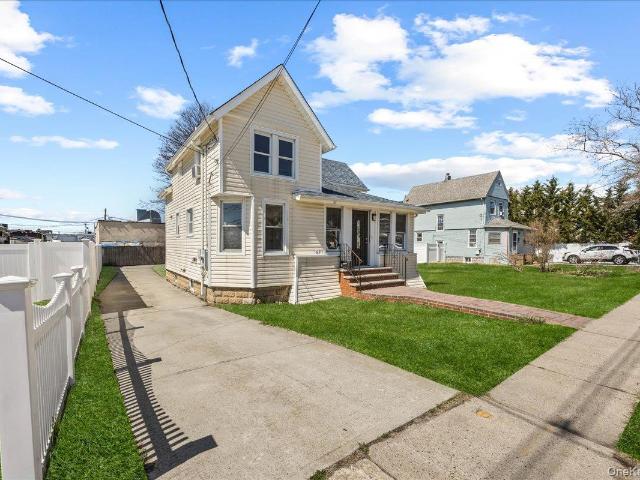 62 Westend Avenue