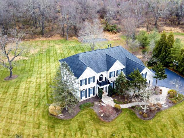 62 Woodside Ln, New Hope, PA 18938 | MLS #PABU2109 | Compass