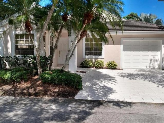 62 Admirals Ct, Palm Beach Gardens, FL 33418
