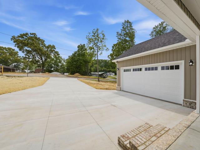 62 AEDC Lakeview Rd
