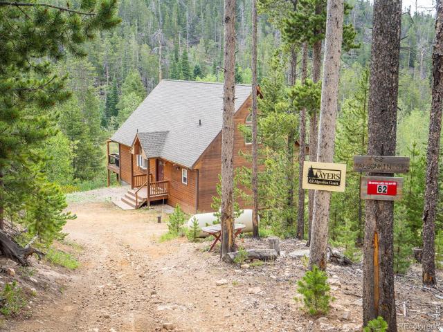62 Algonkin Court